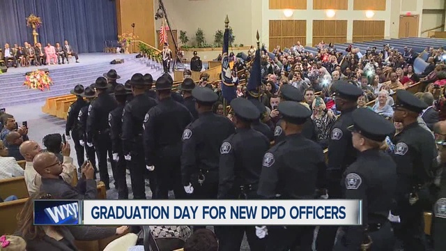 Detroit Police Department welcomes 45 new police officers as two ...