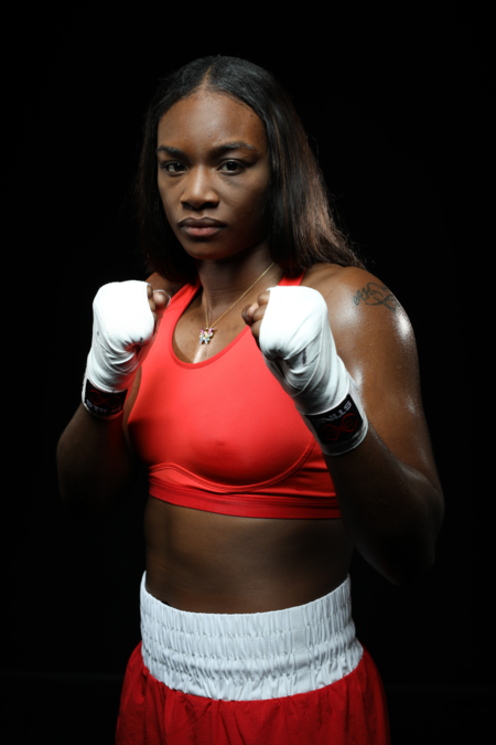 Olympic boxing champion Claressa Shields defeats Tori Nelson - WXYZ.com