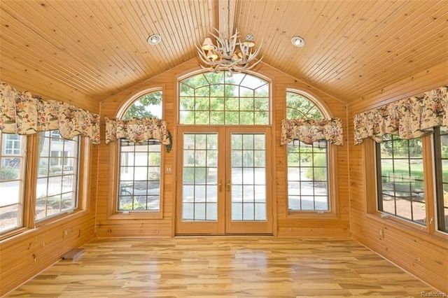 Photo gallery: Inside Eminem's Rochester Hills mansion on sale for $2M ...