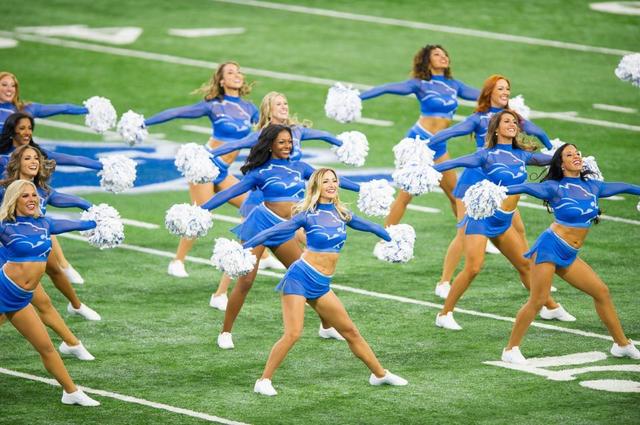 PHOTOS: A new year, a new uniform for the Detroit Lions cheer team ...