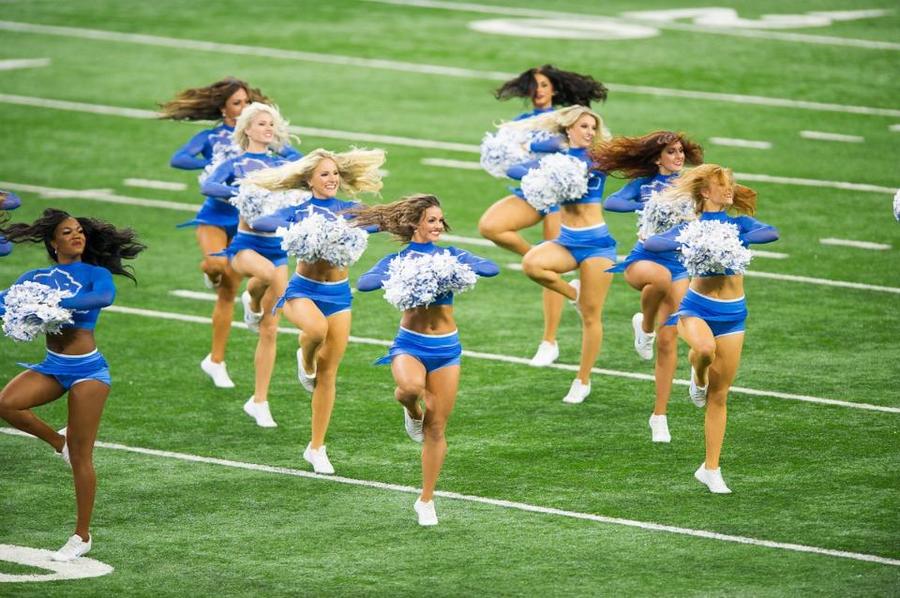 PHOTOS: A new year, a new uniform for the Detroit Lions cheer team ...