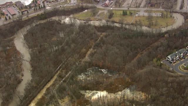 Photo gallery: Clinton River floods in Macomb County after February ...